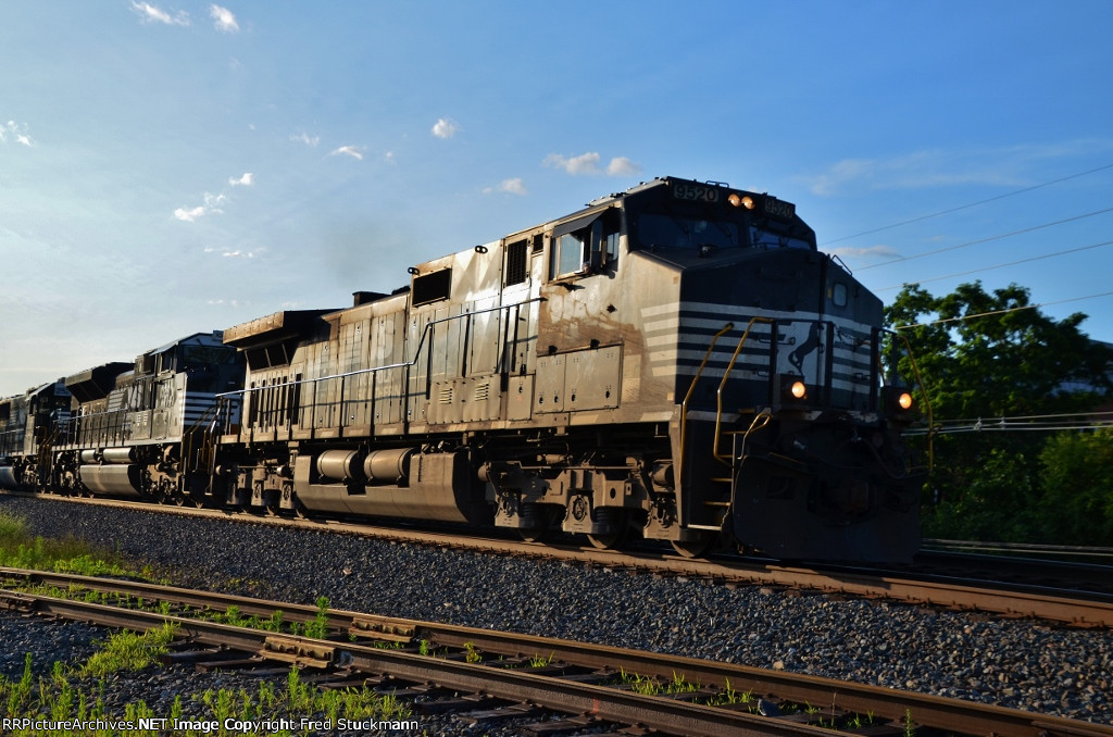 NS 9920 may well be the dirtiest NS unit I've seen.